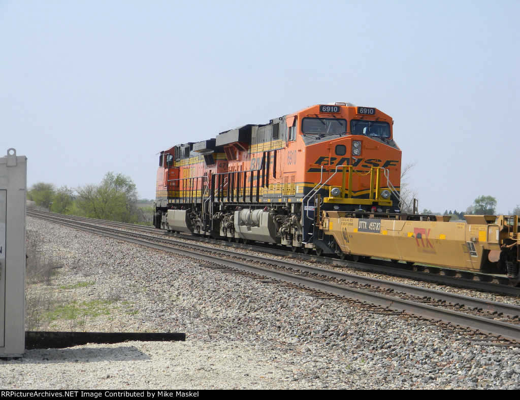 BNSF 4763